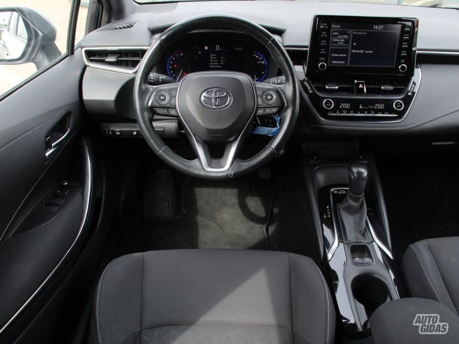 Toyota Corolla 2022 in Vilnius, with an engine capacity of 1.20 L and mileage of 101 thousand km for 15950 €, photo 7 on AUTOMOTO.COM.LV