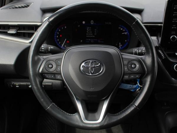 Toyota Corolla 2022 in Vilnius, with an engine capacity of 1.20 L and mileage of 101 thousand km for 15950 €, photo 5 on AUTOMOTO.COM.LV