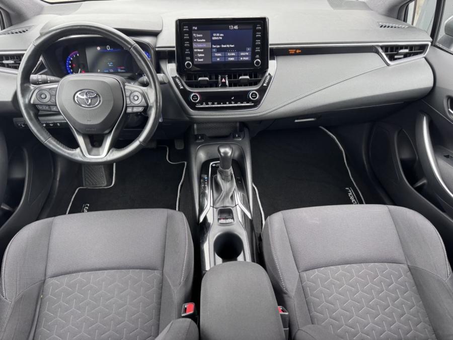 Toyota Corolla 2022 in Vilnius, with an engine capacity of 1.20 L and mileage of 101 thousand km for 15950 €, photo 4 on AUTOMOTO.COM.LV