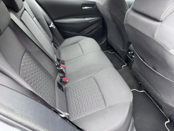 Toyota Corolla 2022 Viļņa, ar dzinēja tilpumu 1.20 L un nobraukumu 101 tūkst. km par 15950 €, foto 5 vietnē AUTOMOTO.COM.LV