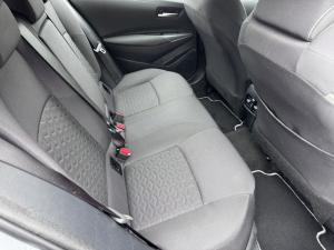 Toyota Corolla 2022 in Vilnius, with an engine capacity of 1.20 L and mileage of 101 thousand km for 15950 €, photo 6 on AUTOMOTO.COM.LV