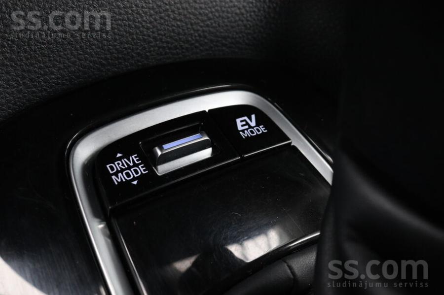 Toyota Corolla 2022 Rīga, ar dzinēja tilpumu 1.80 L un nobraukumu 105 tūkst. km par 17600 €, foto 20 vietnē AUTOMOTO.COM.LV
