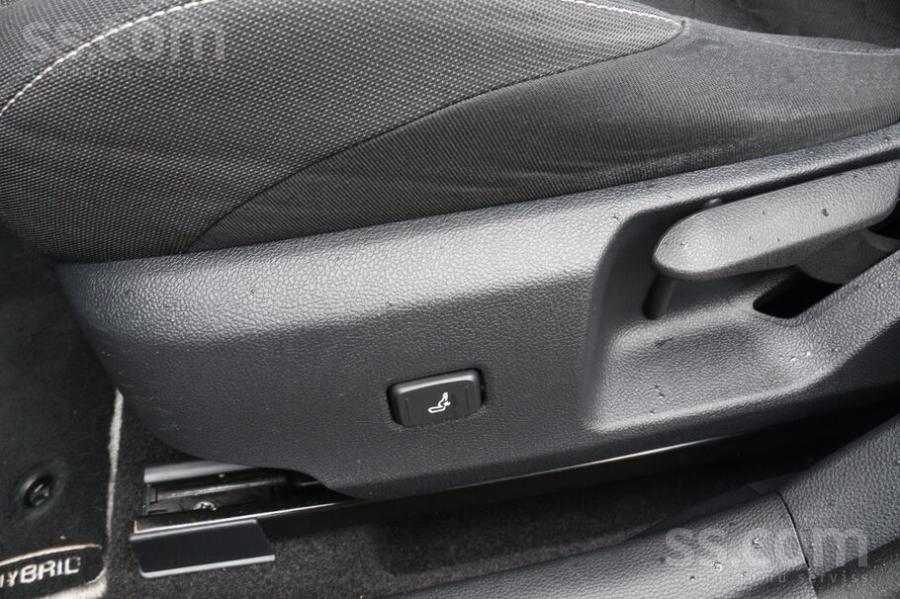 Toyota Corolla 2022 Rīga, ar dzinēja tilpumu 1.80 L un nobraukumu 105 tūkst. km par 17600 €, foto 23 vietnē AUTOMOTO.COM.LV