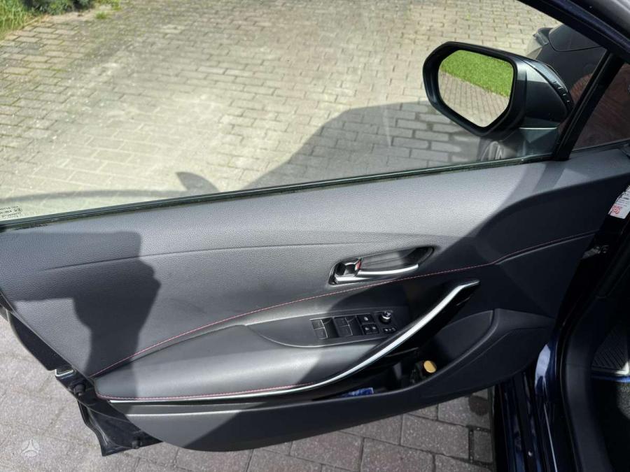 Toyota Corolla 2022 Kauņa, ar dzinēja tilpumu 1.80 L un nobraukumu 60 tūkst. km par 19800 €, foto 13 vietnē AUTOMOTO.COM.LV