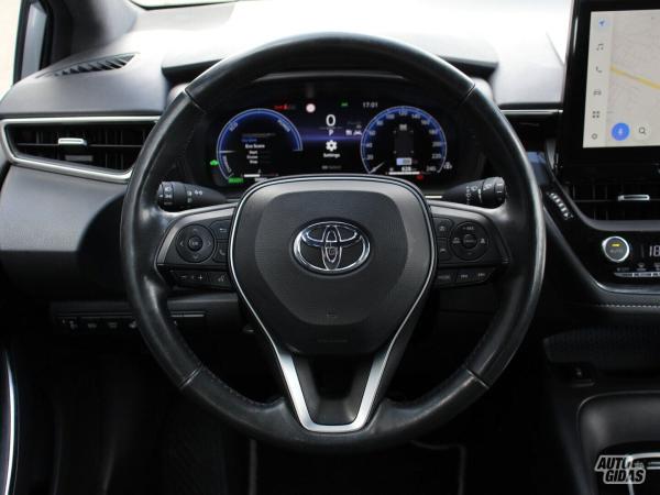 Toyota Corolla 2023 in Vilnius, with an engine capacity of 1.80 L and mileage of 100 thousand km for 20000 €, photo 5 on AUTOMOTO.COM.LV
