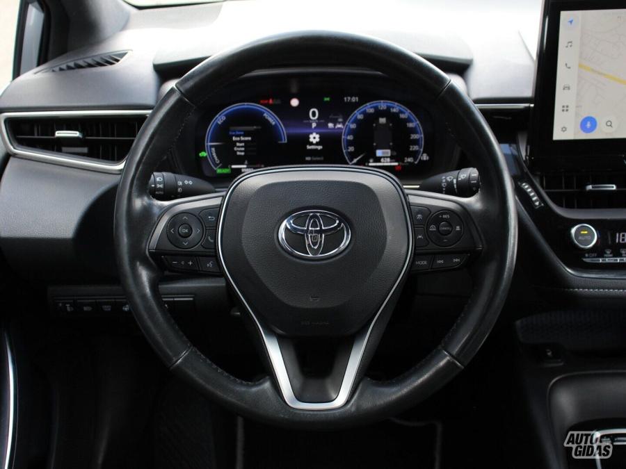 Toyota Corolla 2023 in Vilnius, with an engine capacity of 1.80 L and mileage of 100 thousand km for 20000 €, photo 6 on AUTOMOTO.COM.LV