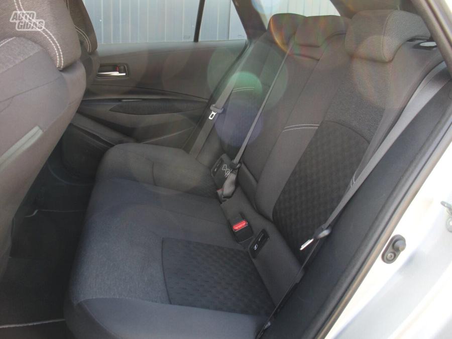 Toyota Corolla 2023 in Vilnius, with an engine capacity of 1.80 L and mileage of 100 thousand km for 20000 €, photo 16 on AUTOMOTO.COM.LV