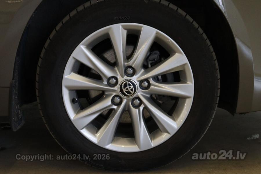 Toyota Corolla 2024 Tallina, ar dzinēja tilpumu 1.80 L un nobraukumu 45 tūkst. km par 24490 €, foto 16 vietnē AUTOMOTO.COM.LV