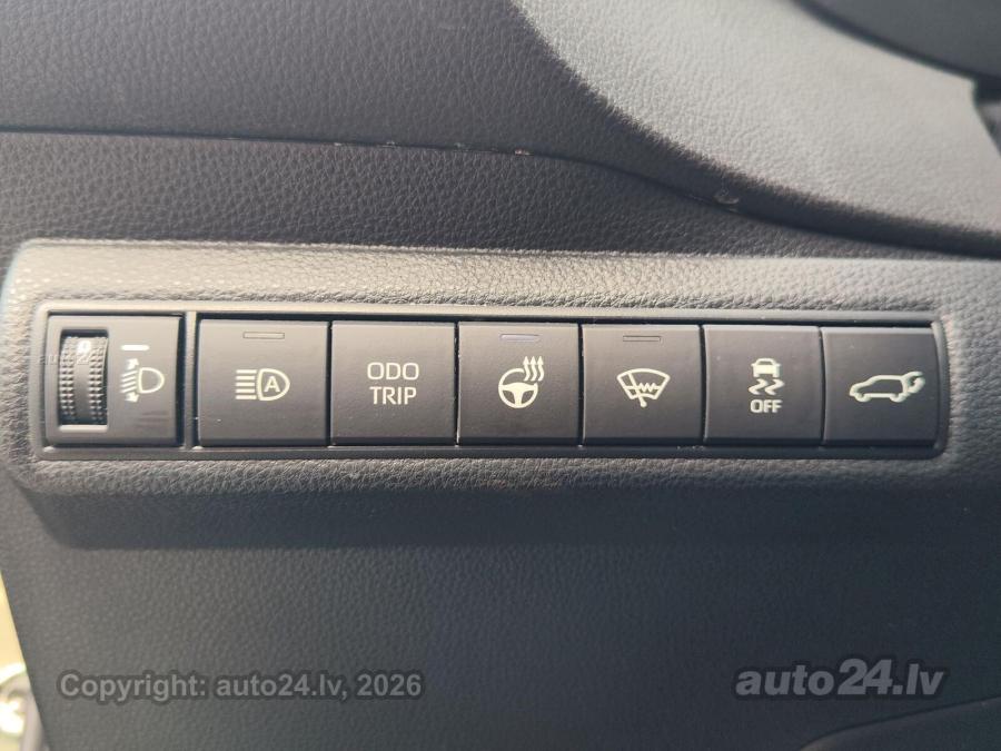Toyota Corolla 2024 Tallina, ar dzinēja tilpumu 1.80 L un nobraukumu 64 tūkst. km par 25995 €, foto 21 vietnē AUTOMOTO.COM.LV