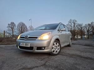 Beige Toyota Corolla Verso 2005 in Rakvere, with an engine capacity of 0.00 L and mileage of 326 thousand km for 2000 €, photo 4 on AUTOMOTO.COM.LV