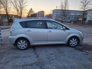 Beige Toyota Corolla Verso 2005 in Rakvere, with an engine capacity of 0.00 L and mileage of 326 thousand km for 2000 €, photo 23 on AUTOMOTO.COM.LV