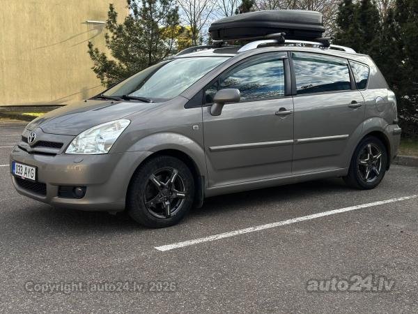 Smilšu krāsa Toyota Corolla Verso 2007 Tallina, ar dzinēja tilpumu 1.80 L un nobraukumu 212 tūkst. km par 3499 €, foto 4 vietnē AUTOMOTO.COM.LV