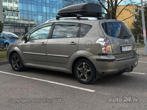 Smilšu krāsa Toyota Corolla Verso 2007 Tallina, ar dzinēja tilpumu 1.80 L un nobraukumu 212 tūkst. km par 3499 €, foto 5 vietnē AUTOMOTO.COM.LV