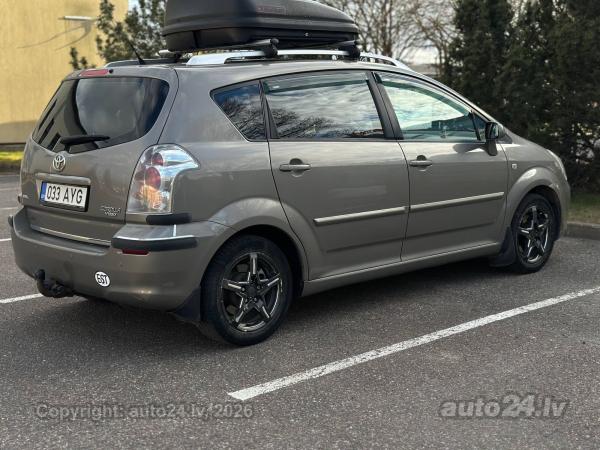Smilšu krāsa Toyota Corolla Verso 2007 Tallina, ar dzinēja tilpumu 1.80 L un nobraukumu 212 tūkst. km par 3499 €, foto 6 vietnē AUTOMOTO.COM.LV
