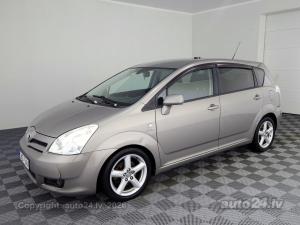 Smilšu krāsa Toyota Corolla Verso 2007 Tallina, ar dzinēja tilpumu 2.20 L un nobraukumu 318 tūkst. km par 499 €, foto 3 vietnē AUTOMOTO.COM.LV