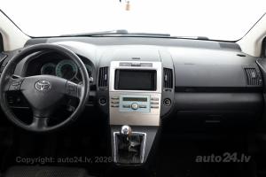 Smilšu krāsa Toyota Corolla Verso 2007 Tallina, ar dzinēja tilpumu 2.20 L un nobraukumu 318 tūkst. km par 499 €, foto 6 vietnē AUTOMOTO.COM.LV
