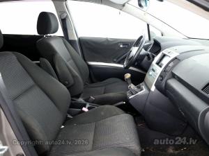 Smilšu krāsa Toyota Corolla Verso 2007 Tallina, ar dzinēja tilpumu 2.20 L un nobraukumu 318 tūkst. km par 499 €, foto 7 vietnē AUTOMOTO.COM.LV