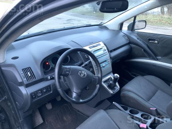 Melns Toyota Corolla Verso 2007 Rīga, ar dzinēja tilpumu 2.20 L un nobraukumu 345 tūkst. km par 1490 €, foto 6 vietnē AUTOMOTO.COM.LV