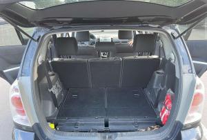 Black Toyota Corolla Verso 2007 in Vilnius, with an engine capacity of 2.23 L and mileage of 240 thousand km for 1999 €, photo 16 on AUTOMOTO.COM.LV