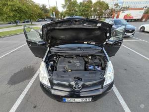Black Toyota Corolla Verso 2007 in Vilnius, with an engine capacity of 2.23 L and mileage of 240 thousand km for 1999 €, photo 19 on AUTOMOTO.COM.LV