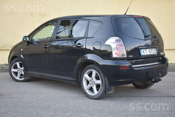 Тойота Королла Версо 2007 в Талси на AUTOMOTO.COM.LV Черный Тойота Королла Версо 2007 в Талси, объемом двигателя 2.20 л и пробегом 260 тыс. км за 1900 €, фото 3 на AUTOMOTO.COM.LV