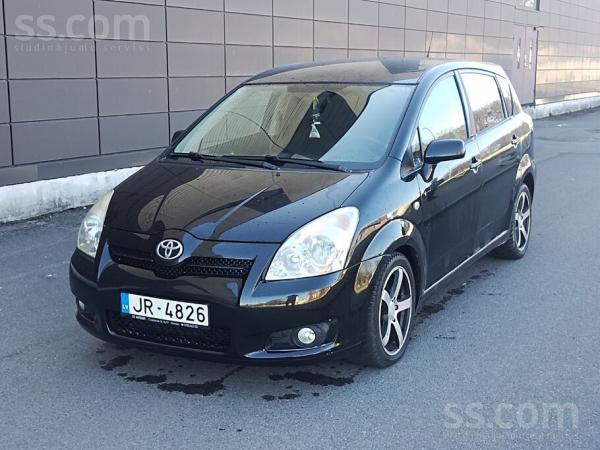 Melns Toyota Corolla Verso 2008 Rīga, ar dzinēja tilpumu 2.20 L un nobraukumu 0 tūkst. km par 2300 €, foto 1 vietnē AUTOMOTO.COM.LV