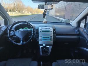 Melns Toyota Corolla Verso 2008 Rīga, ar dzinēja tilpumu 2.20 L un nobraukumu 0 tūkst. km par 2300 €, foto 10 vietnē AUTOMOTO.COM.LV