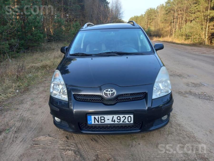 Melns Toyota Corolla Verso 2008 Daugavpils, ar dzinēja tilpumu 2.20 L un nobraukumu 226 tūkst. km par 1800 €, foto 5 vietnē AUTOMOTO.COM.LV