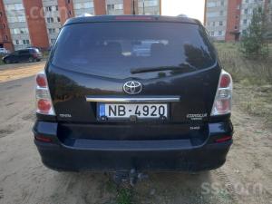 Melns Toyota Corolla Verso 2008 Daugavpils, ar dzinēja tilpumu 2.20 L un nobraukumu 226 tūkst. km par 1800 €, foto 6 vietnē AUTOMOTO.COM.LV