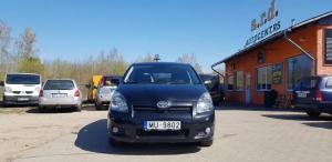 Black Toyota Corolla Verso 2008 in Valmiera, with an engine capacity of 2.20 L and mileage of 266 thousand km for 1650 €, photo 9 on AUTOMOTO.COM.LV