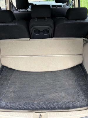 Melns Toyota Corolla Verso 2002 Viļņa, ar dzinēja tilpumu 0.00 L un nobraukumu 385 tūkst. km par 995 €, foto 8 vietnē AUTOMOTO.COM.LV