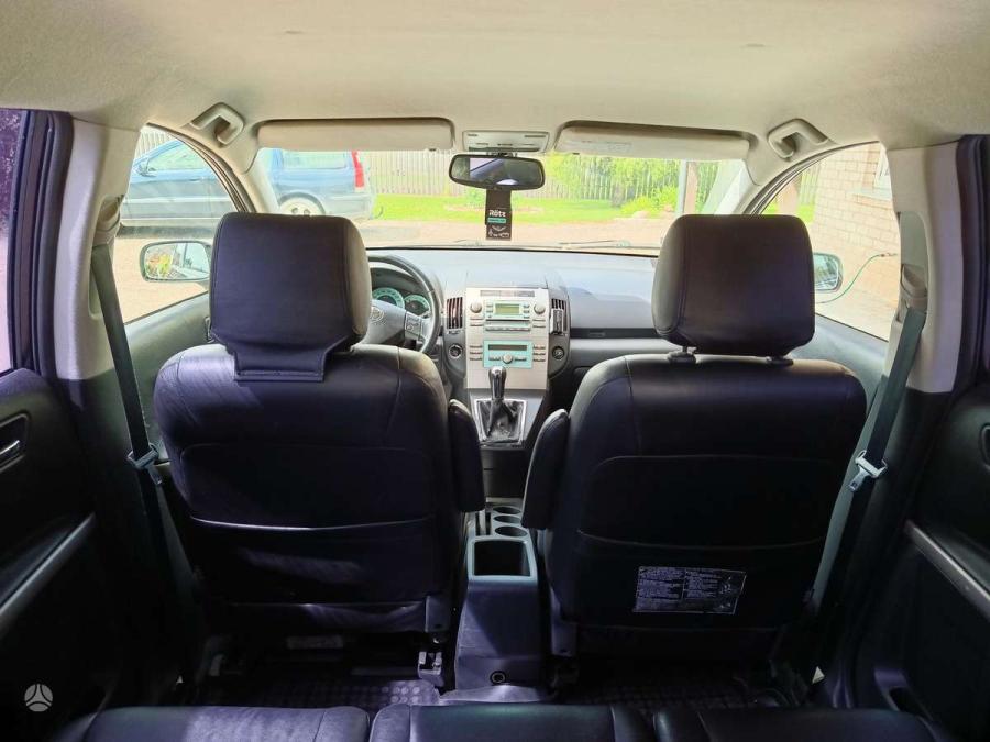 Melns Toyota Corolla Verso 2005 Kėdainiai, ar dzinēja tilpumu 2.00 L un nobraukumu 326 tūkst. km par 1800 €, foto 6 vietnē AUTOMOTO.COM.LV
