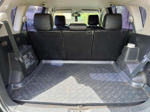 Melns Toyota Corolla Verso 2005 Kėdainiai, ar dzinēja tilpumu 2.00 L un nobraukumu 326 tūkst. km par 1800 €, foto 7 vietnē AUTOMOTO.COM.LV