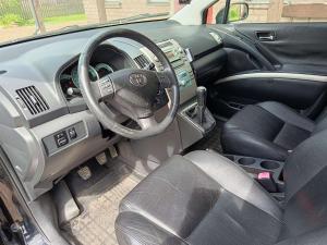 Melns Toyota Corolla Verso 2005 Kėdainiai, ar dzinēja tilpumu 2.00 L un nobraukumu 326 tūkst. km par 1800 €, foto 10 vietnē AUTOMOTO.COM.LV