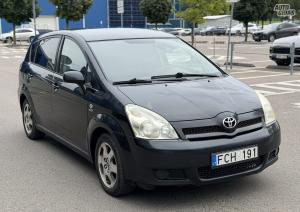 Melns Toyota Corolla Verso 2005 Viļņa, ar dzinēja tilpumu 2.00 L un nobraukumu 338 tūkst. km par 850 €, foto 7 vietnē AUTOMOTO.COM.LV