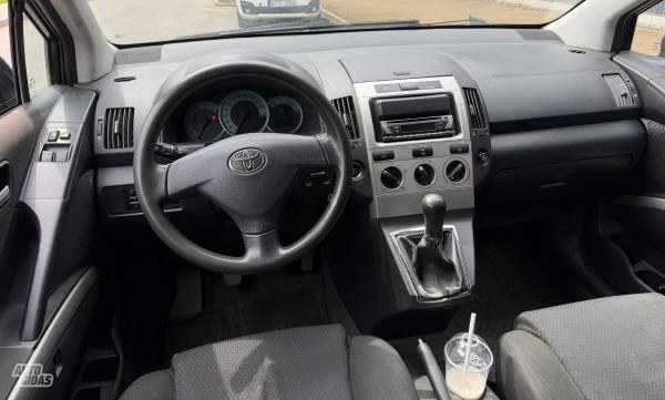 Melns Toyota Corolla Verso 2005 Viļņa, ar dzinēja tilpumu 2.00 L un nobraukumu 338 tūkst. km par 850 €, foto 8 vietnē AUTOMOTO.COM.LV