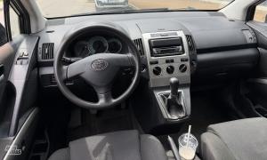 Melns Toyota Corolla Verso 2005 Viļņa, ar dzinēja tilpumu 2.00 L un nobraukumu 338 tūkst. km par 850 €, foto 9 vietnē AUTOMOTO.COM.LV