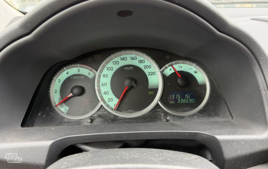 Melns Toyota Corolla Verso 2005 Viļņa, ar dzinēja tilpumu 2.00 L un nobraukumu 338 tūkst. km par 850 €, foto 13 vietnē AUTOMOTO.COM.LV