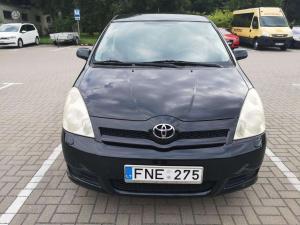 Black Toyota Corolla Verso 2005 in Birstonas, with an engine capacity of 1.80 L and mileage of 223 thousand km for 2550 €, photo 7 on AUTOMOTO.COM.LV
