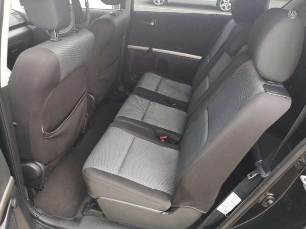 Toyota Corolla Verso 2005 Birštonas vietnē Melns Toyota Corolla Verso 2005 Birštonas, ar dzinēja tilpumu 1.80 L un nobraukumu 223 tūkst. km par 2550 €, foto 9 vietnē AUTOMOTO.COM.LV