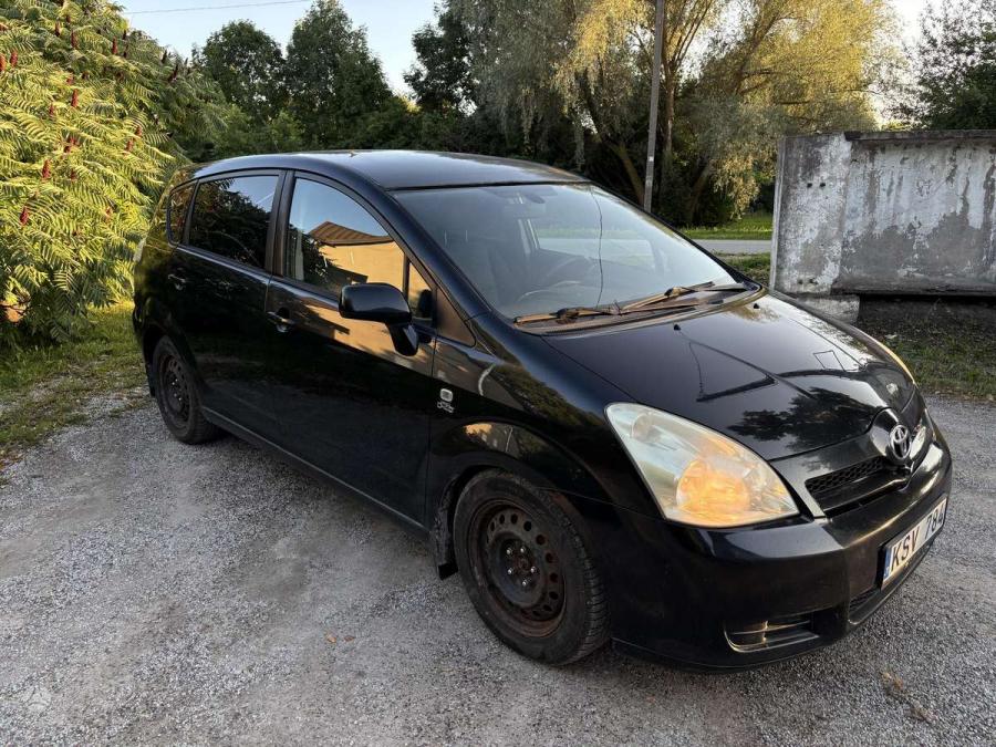 Black Toyota Corolla Verso 2005 in Joniskis, with an engine capacity of 2.00 L and mileage of 400 thousand km for 650 €, photo 10 on AUTOMOTO.COM.LV