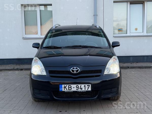 Melns Toyota Corolla Verso 2006 Jelgava, ar dzinēja tilpumu 2.20 L un nobraukumu 415 tūkst. km par 2300 €, foto 1 vietnē AUTOMOTO.COM.LV
