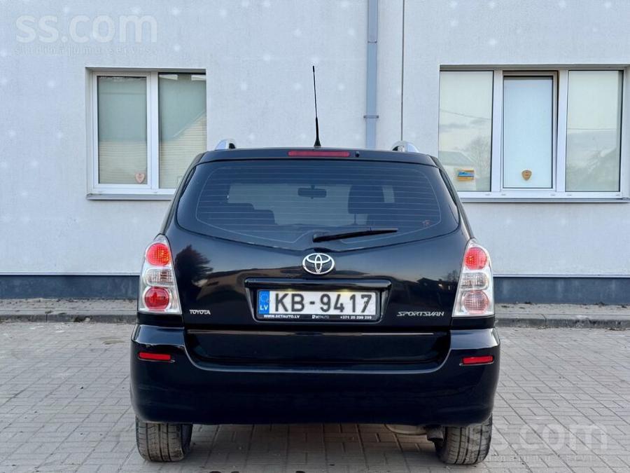 Melns Toyota Corolla Verso 2006 Jelgava, ar dzinēja tilpumu 2.20 L un nobraukumu 415 tūkst. km par 2300 €, foto 9 vietnē AUTOMOTO.COM.LV