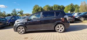 Melns Toyota Corolla Verso 2006 Valmiera, ar dzinēja tilpumu 2.20 L un nobraukumu 300 tūkst. km par 1850 €, foto 6 vietnē AUTOMOTO.COM.LV