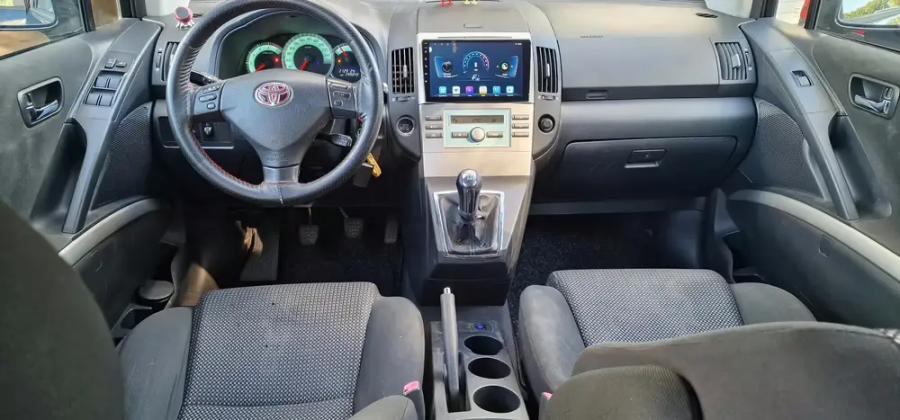 Melns Toyota Corolla Verso 2006 Valmiera, ar dzinēja tilpumu 2.20 L un nobraukumu 300 tūkst. km par 1850 €, foto 10 vietnē AUTOMOTO.COM.LV