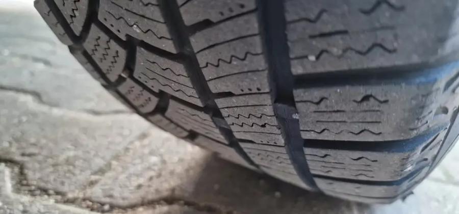 Melns Toyota Corolla Verso 2006 Valmiera, ar dzinēja tilpumu 2.20 L un nobraukumu 300 tūkst. km par 1850 €, foto 11 vietnē AUTOMOTO.COM.LV