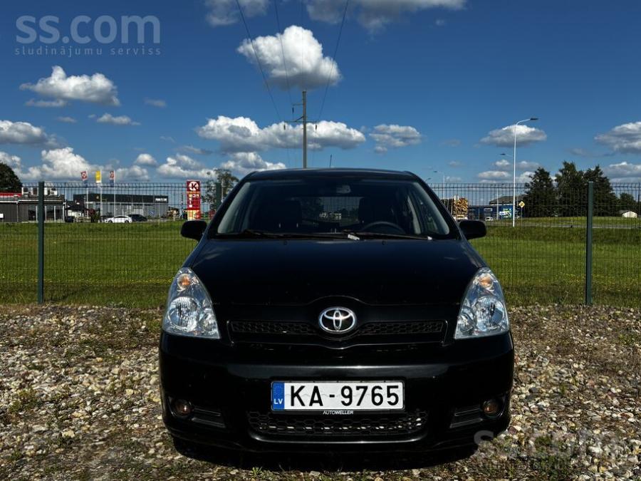 Melns Toyota Corolla Verso 2006 Saldus, ar dzinēja tilpumu 2.20 L un nobraukumu 250 tūkst. km par 1850 €, foto 6 vietnē AUTOMOTO.COM.LV