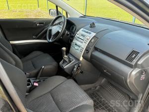 Melns Toyota Corolla Verso 2006 Saldus, ar dzinēja tilpumu 2.20 L un nobraukumu 250 tūkst. km par 1850 €, foto 12 vietnē AUTOMOTO.COM.LV