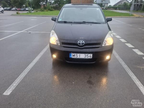 Toyota Corolla Verso 2006 Plungė vietnē Melns Toyota Corolla Verso 2006 Plungė, ar dzinēja tilpumu 2.20 L un nobraukumu 304 tūkst. km par 1650 €, foto 1 vietnē AUTOMOTO.COM.LV
