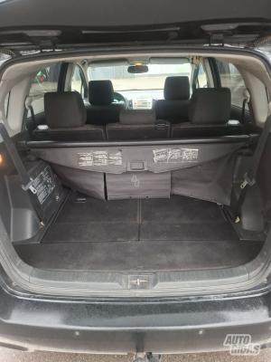 Melns Toyota Corolla Verso 2006 Plungė, ar dzinēja tilpumu 2.20 L un nobraukumu 304 tūkst. km par 1650 €, foto 9 vietnē AUTOMOTO.COM.LV